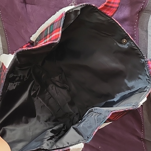 Victoria's Secret | Bags | Vs Plaid Holiday Tote Bag Limited Edition ...